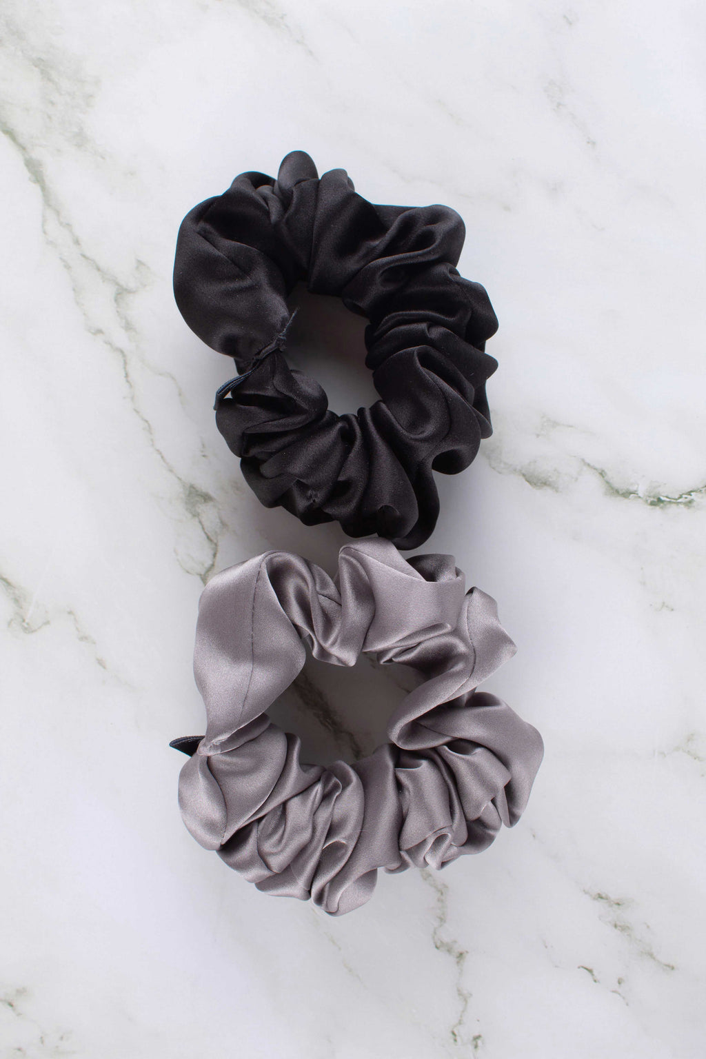 Silk Scrunchies Set - Black | Gray - Medium - 2 Pack – Zuri Craftworks
